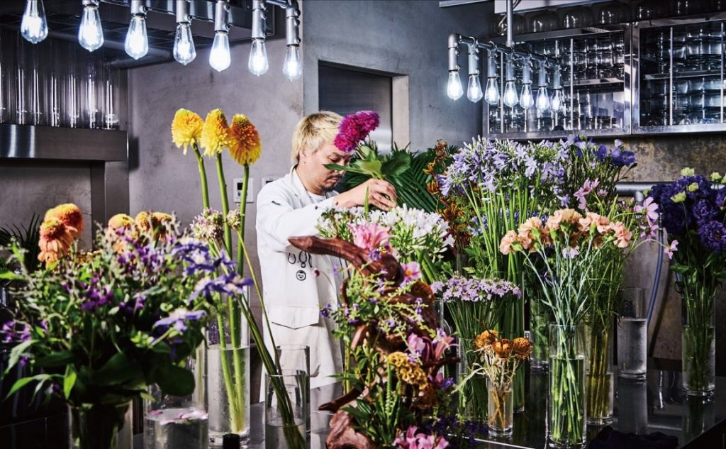 CHRISTIAN DIOR X AZUMA MAKOTO Lời Tự Tình Của Hương Hoa - Deluxe Vietnam