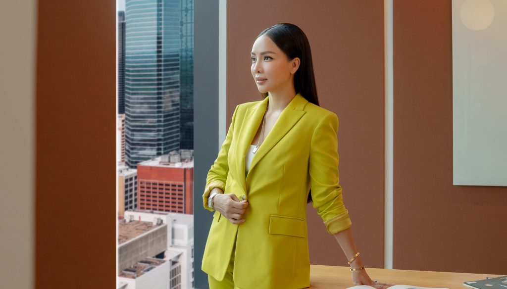 PHẠM THỊ MAI SON Bản Lĩnh “Bông Hồng Thép” - Deluxe Vietnam
