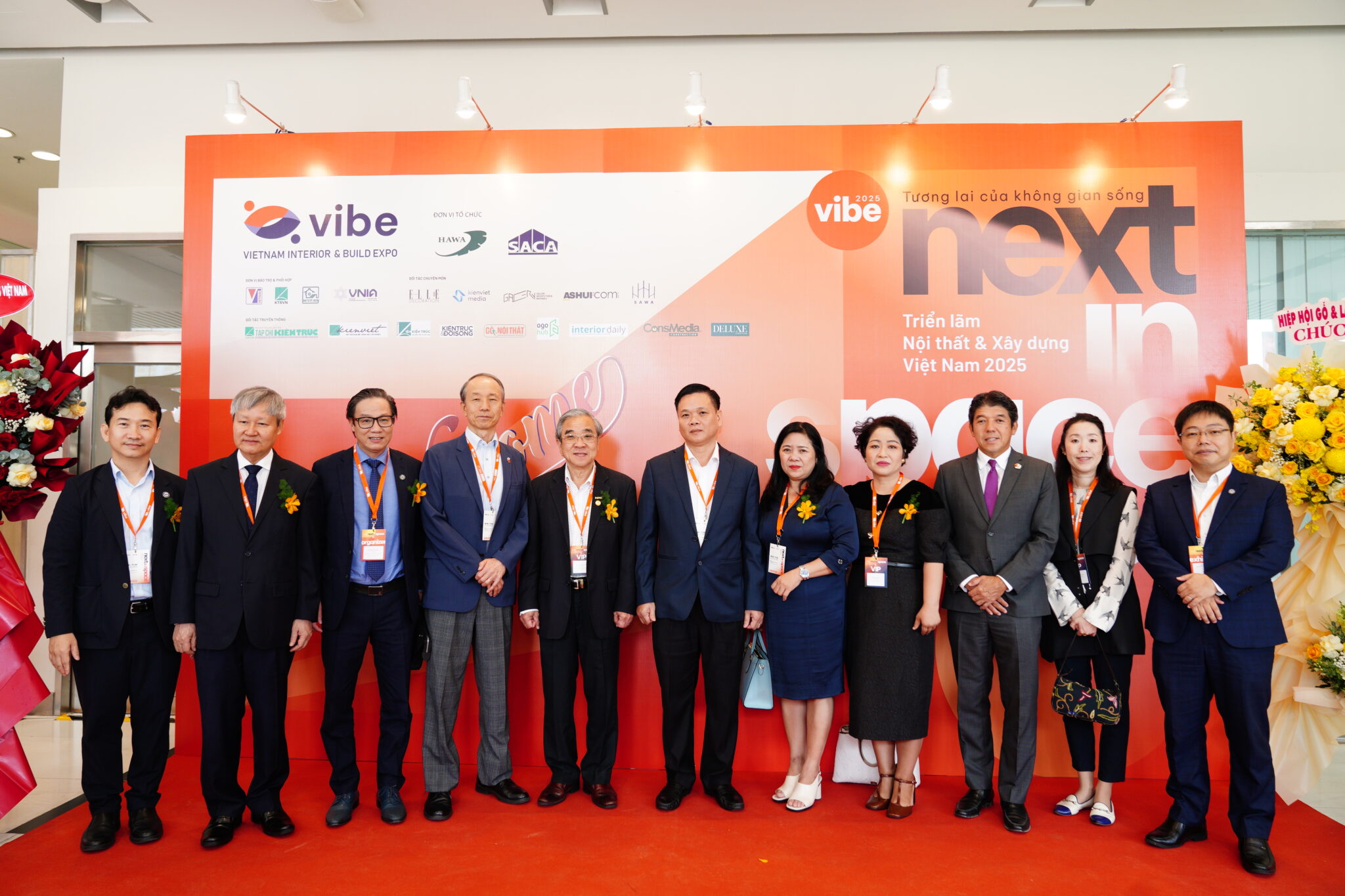 VIBE 2025 Ấn Tượng Chuyển Đổi Xanh, Số Hoá - Deluxe Vietnam