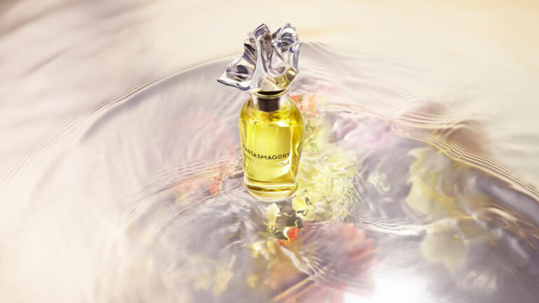 LOUIS VUITTON Les Extraits Collection - Deluxe Vietnam